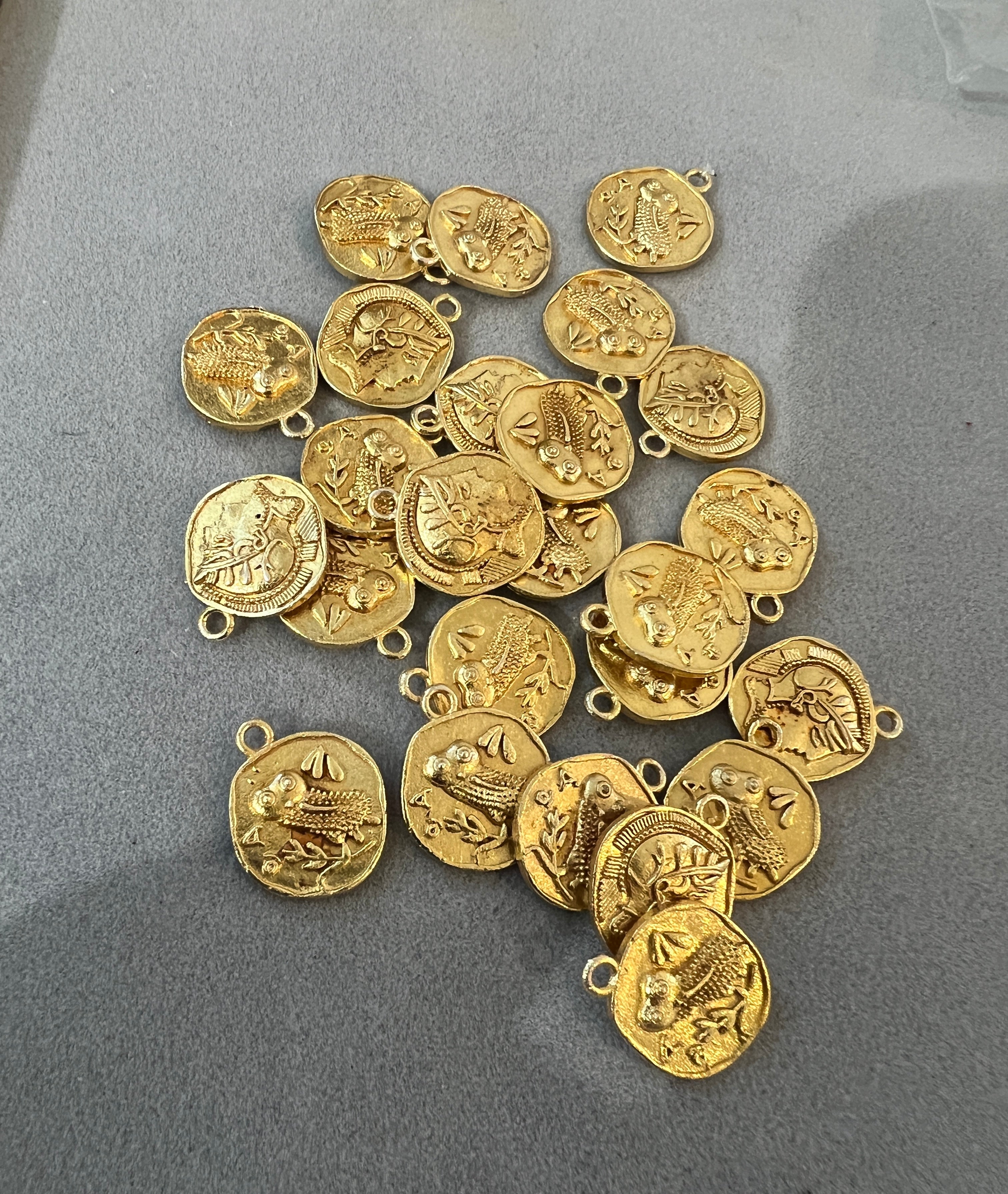 23mm Coin W/Owl Qty 25 -17942 – Sun Beads Caguas