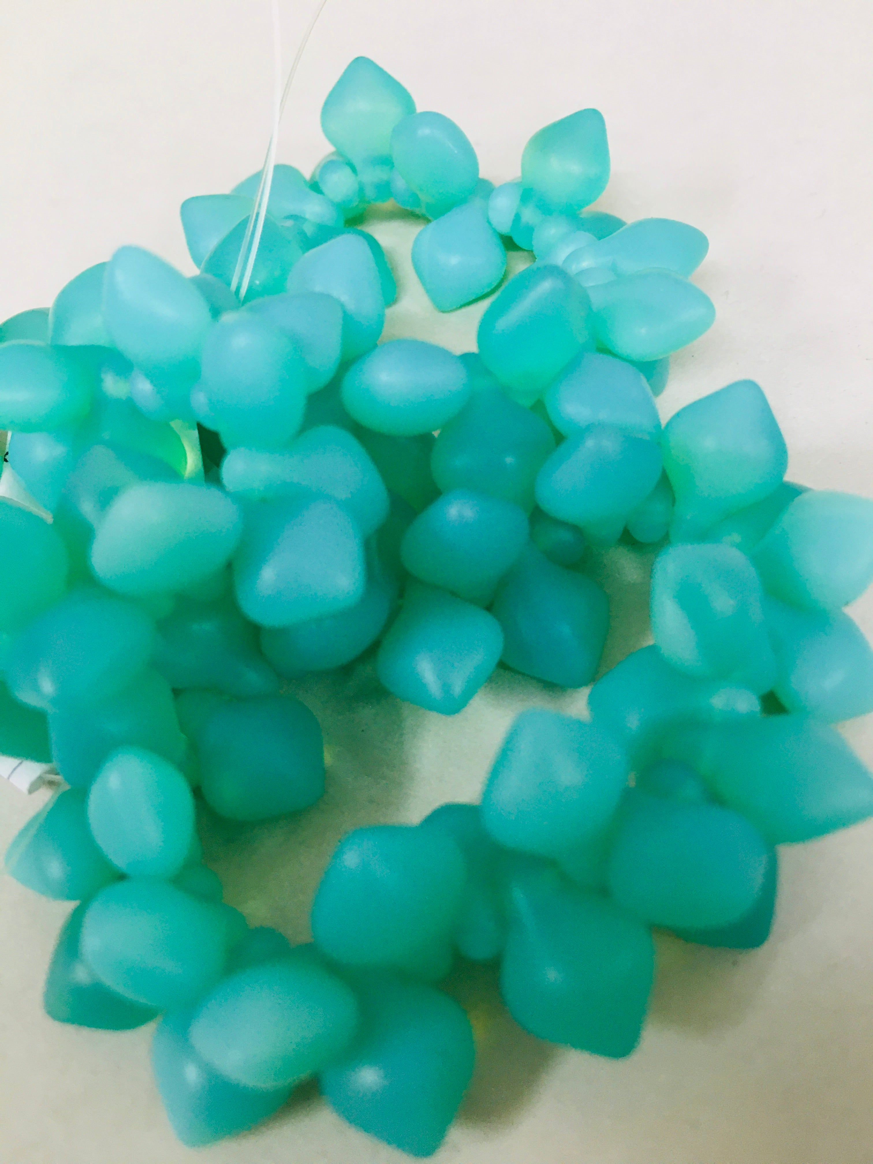 11mm Drop Sideways Point Czech Strand / Gota – Sun Beads Caguas