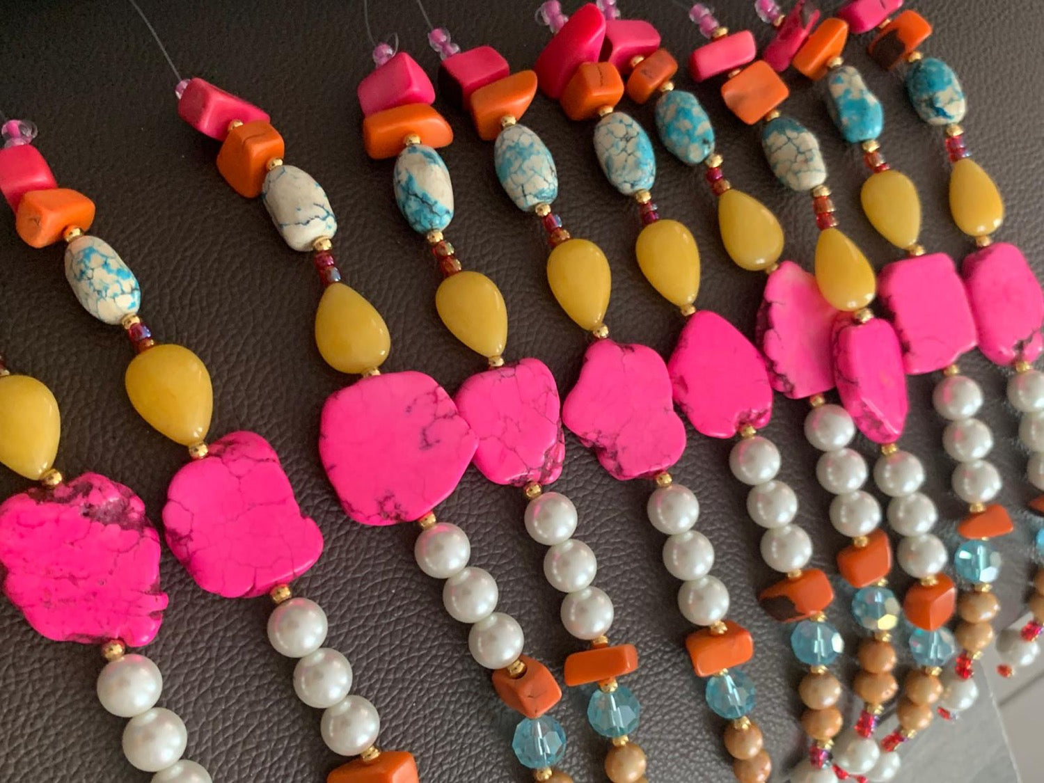 Yellow drop and Irr pink tub Mix Strand 21476 – Sun Beads Caguas
