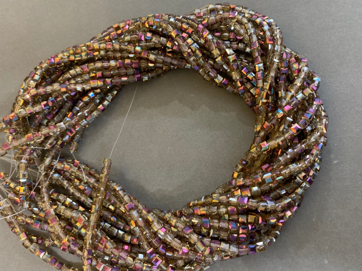 5mm approx 100 beads per strand 17722 – Sun Beads Caguas